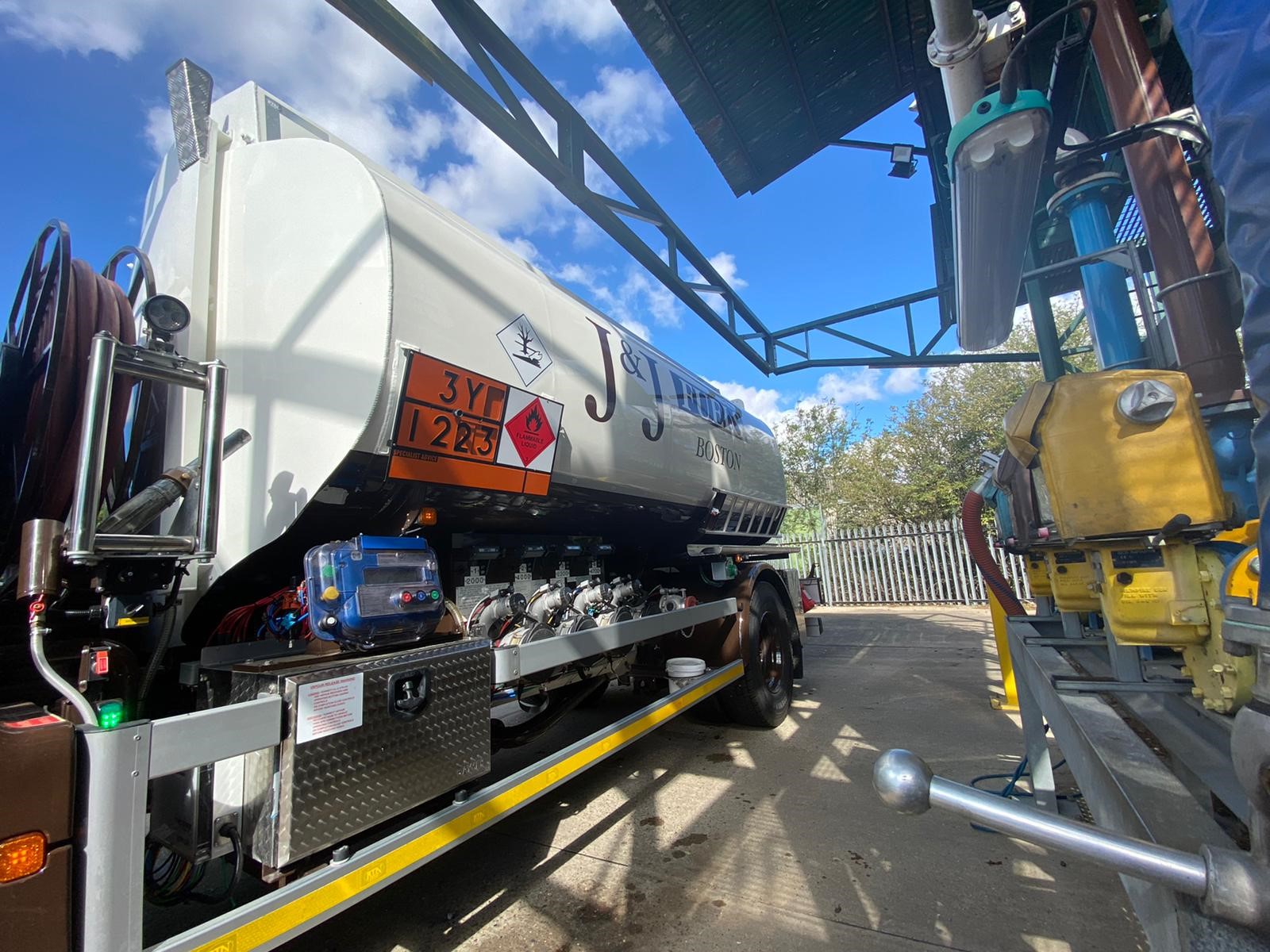 J&J Fuels invest in two more OptiMate metering systems! - MechTronic Ltd